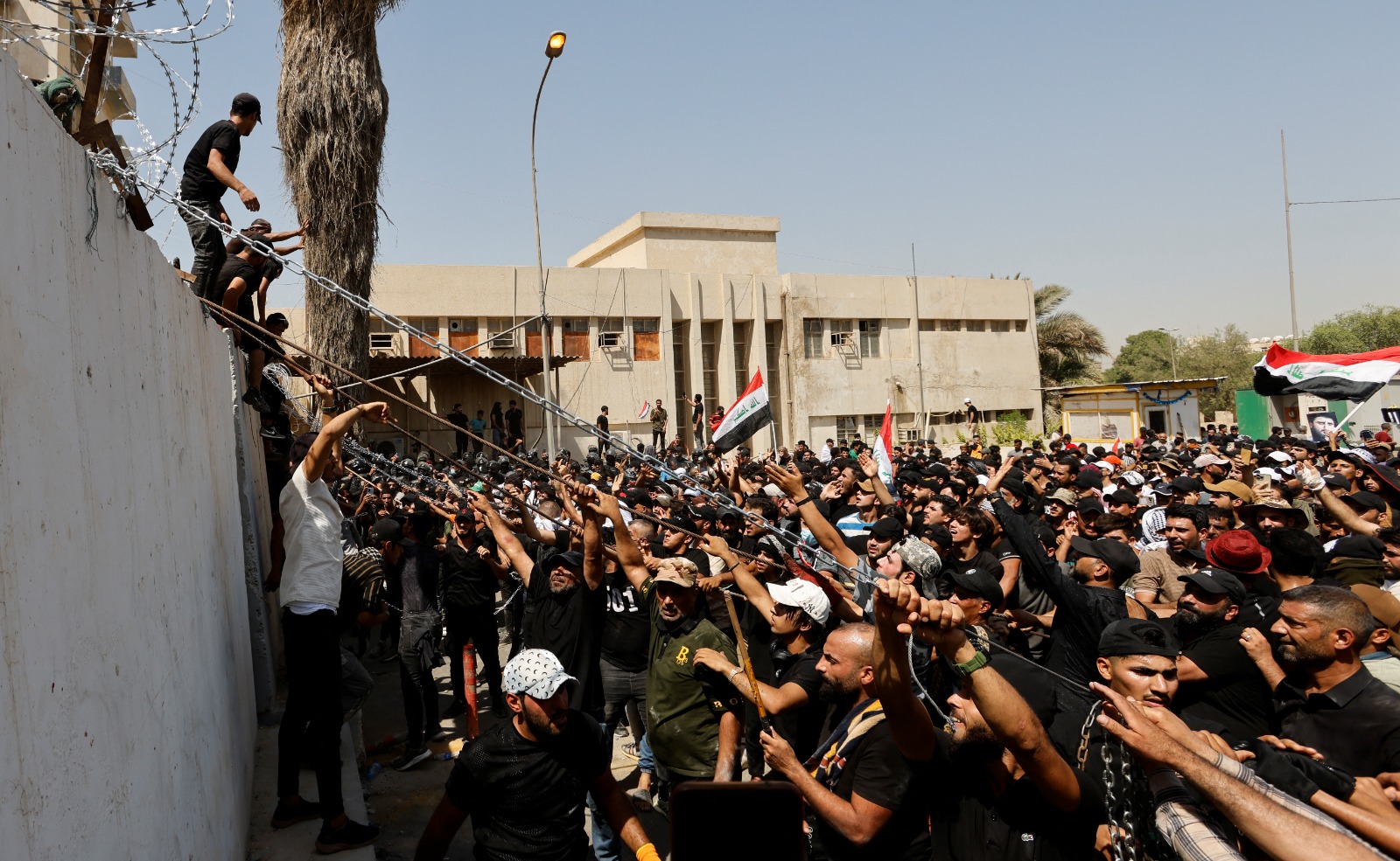 The Shia Split in Iraq: Bloodshed rather than Dialogue | INSS The Shia Split in Iraq: Bloodshed rather than Dialogue | INSS
